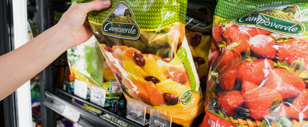 Navigating The Frozen Food Section - Retail Space Solutions